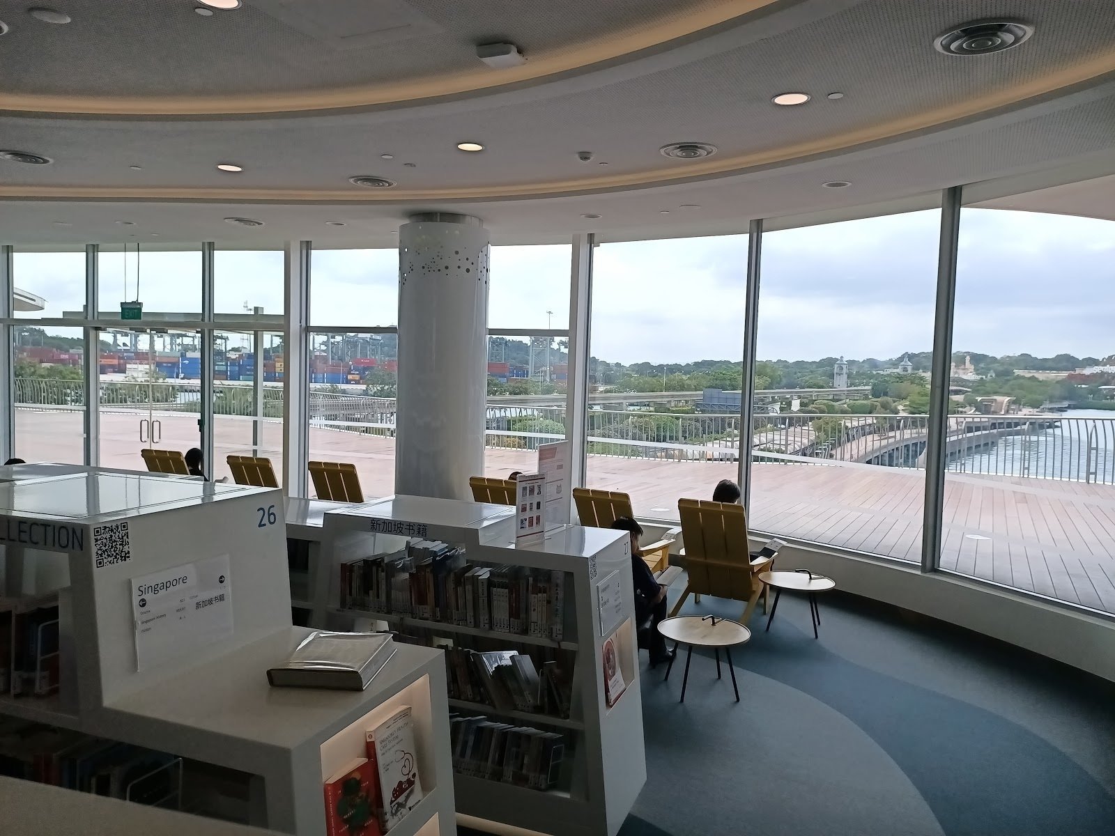 library@harbourfront: A Work-Friendly Place in Singapore